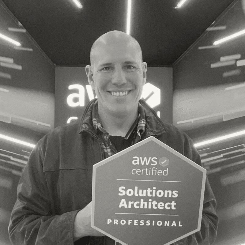 AWS SQS and Decoupled Architectures: Benefits and Use Cases | Insights | DevIQ